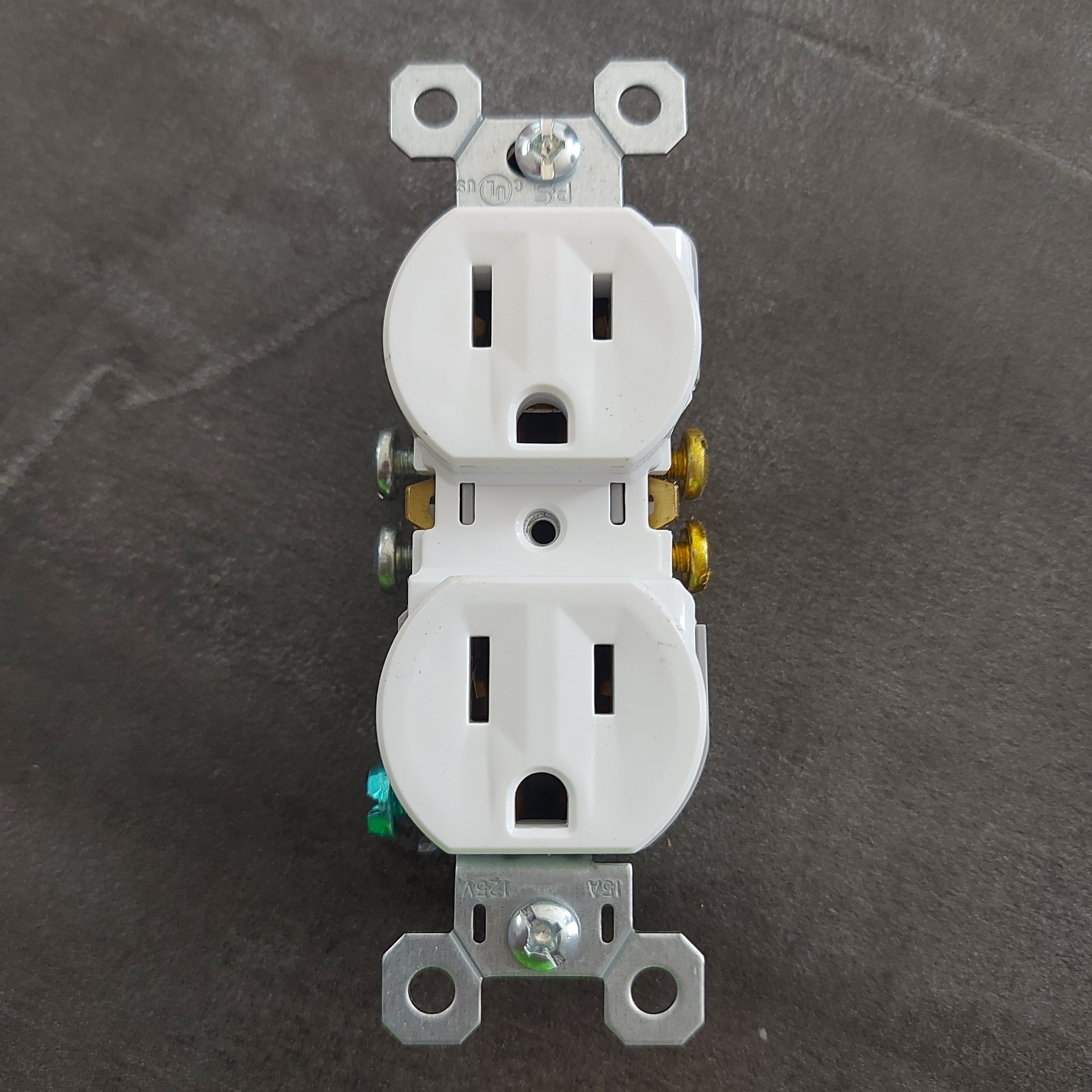 RECEPTACULO 15AMP120V BLANCO RR15W – Humacao Electric & Plumbing